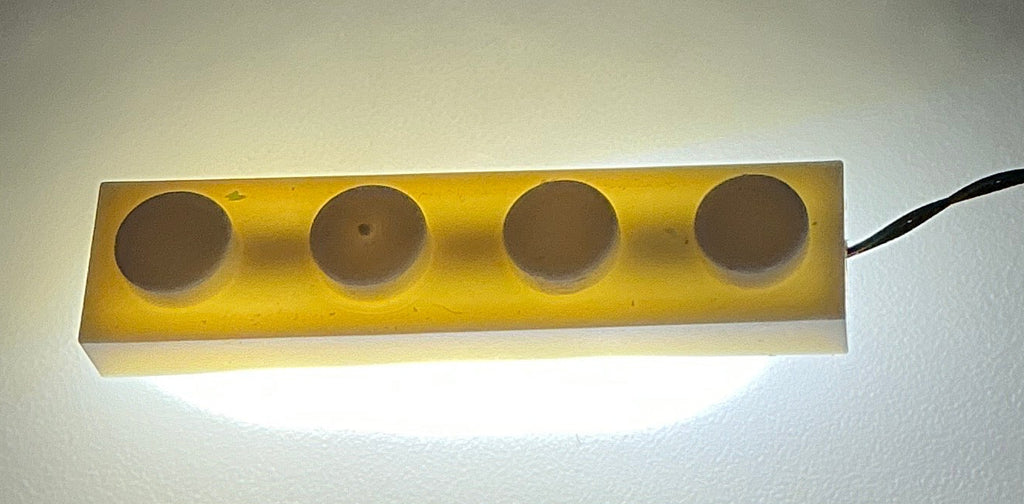 1x4 LED Light-up Plate, DIY System, LB1x4 DC – United Brick Co®