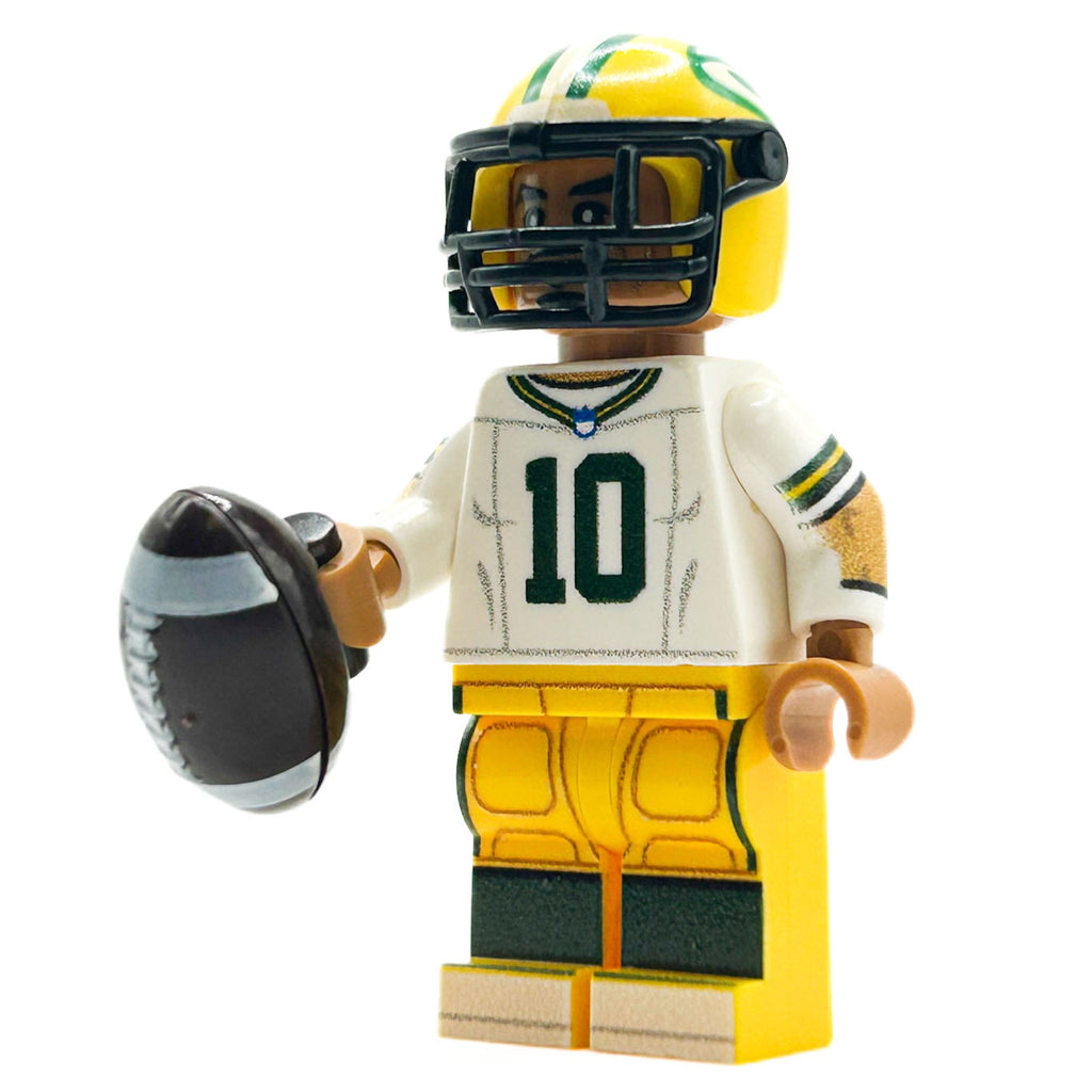 #10 Love QB Green Bay Football Player Minifig – United Brick Co®