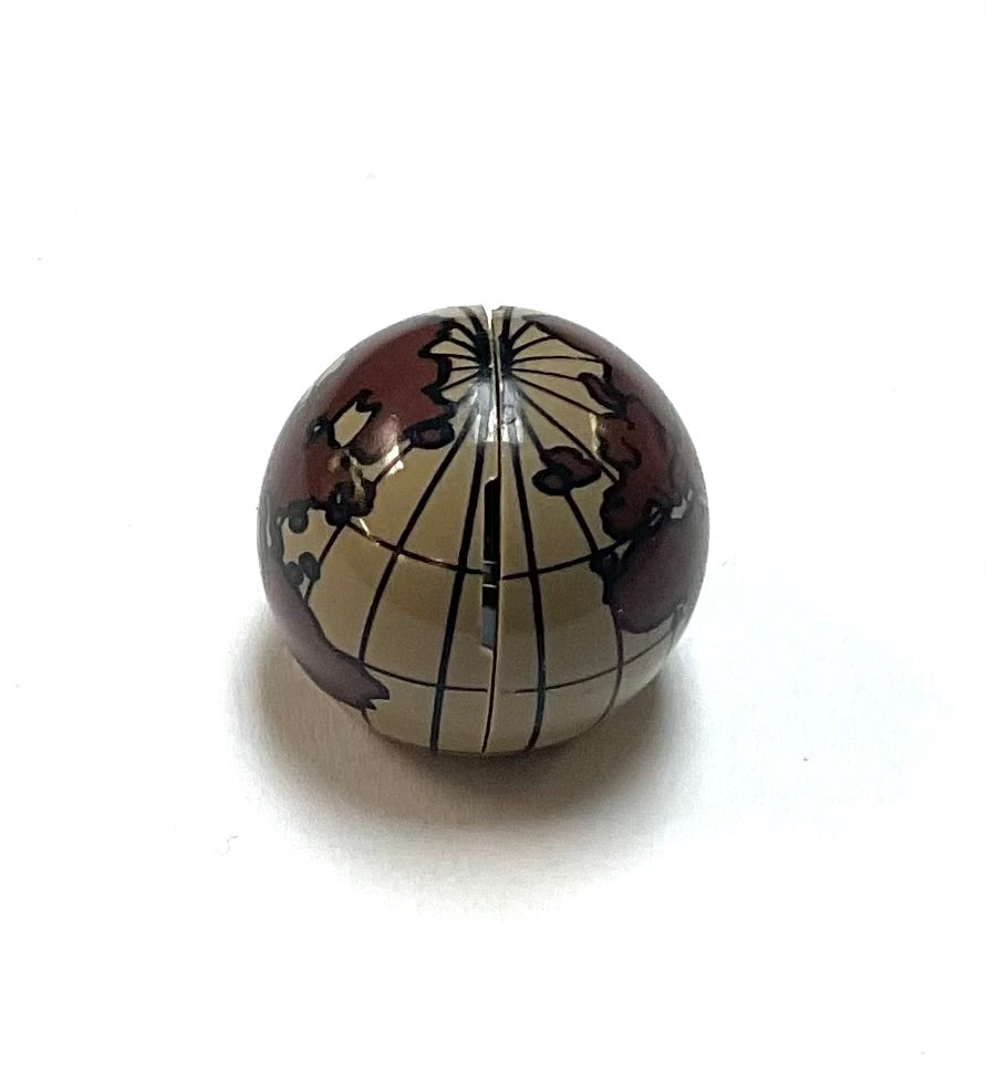 Globe (Cylinder Hemispheres 2x2 with Reddish Brown Globe Patterns), Pa ...