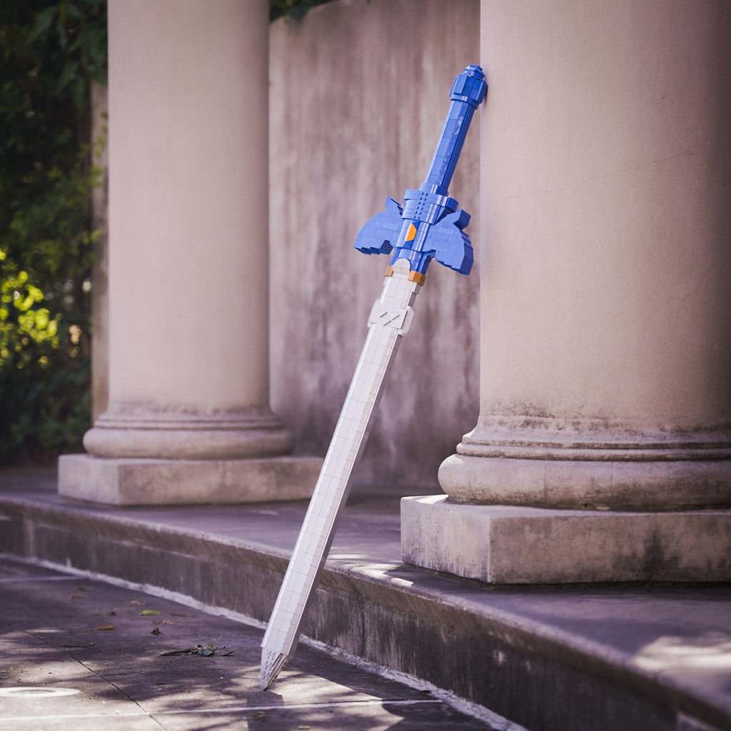Life-Sized Hero’s Sword – United Brick Co®
