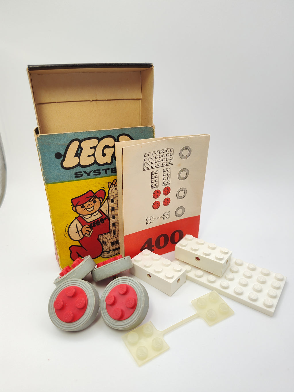 Set 400-4, Small Wheels with Axles (System) – United Brick Co®