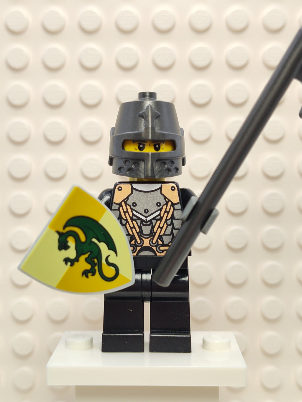 Dragon Knight Scale Mail with Chains, cas468 – United Brick Co®