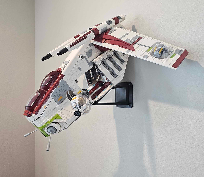UCS Republic Gunship Wall Mount – United Brick Co®