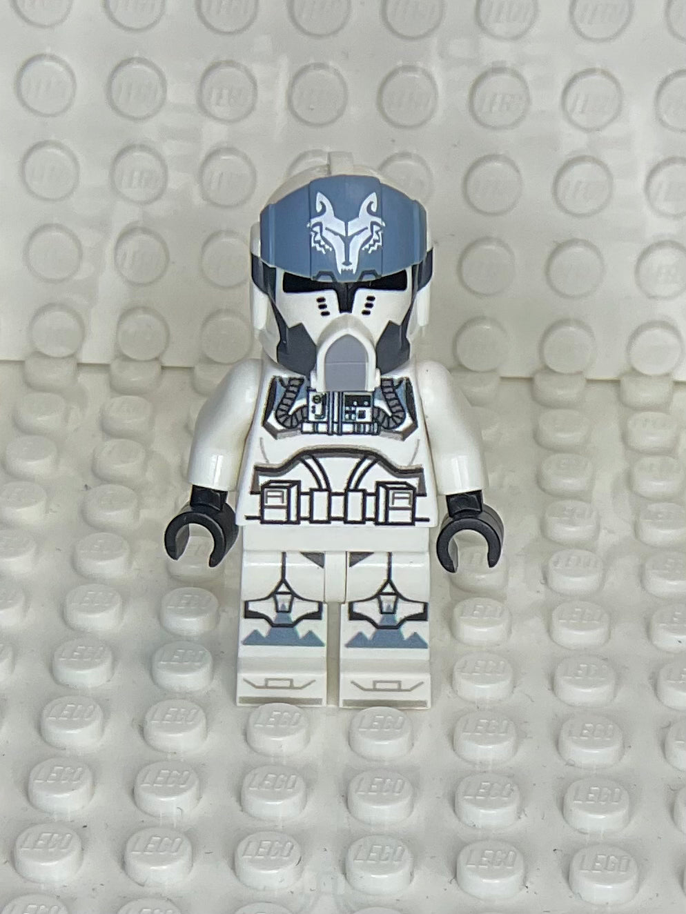 P2 Pilot Wolfpack Star Wars Custom Printed Minifigure – United Brick Co®