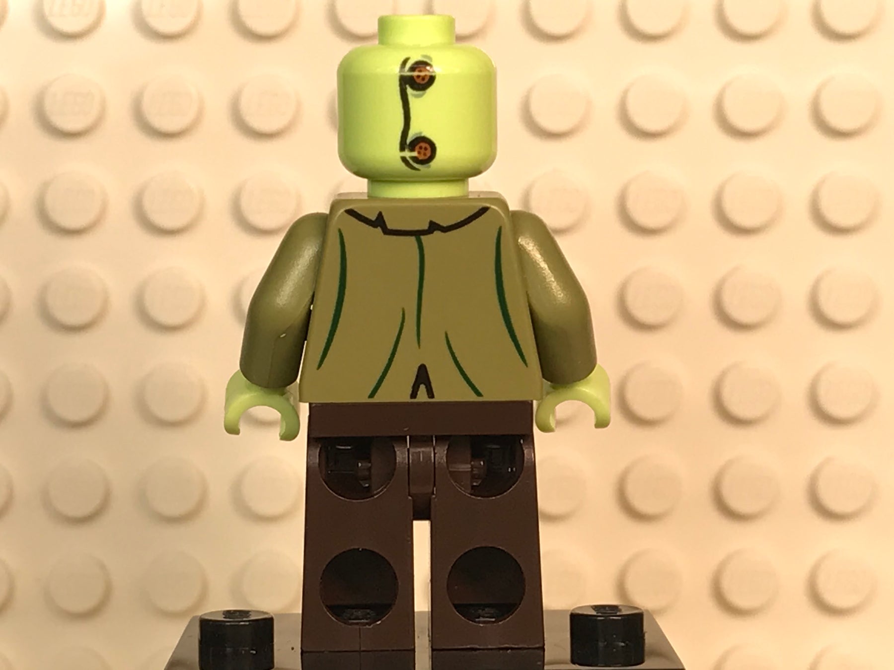 Zombie/ Zeke, scd009, Scooby-Doo – Atlanta Brick Co
